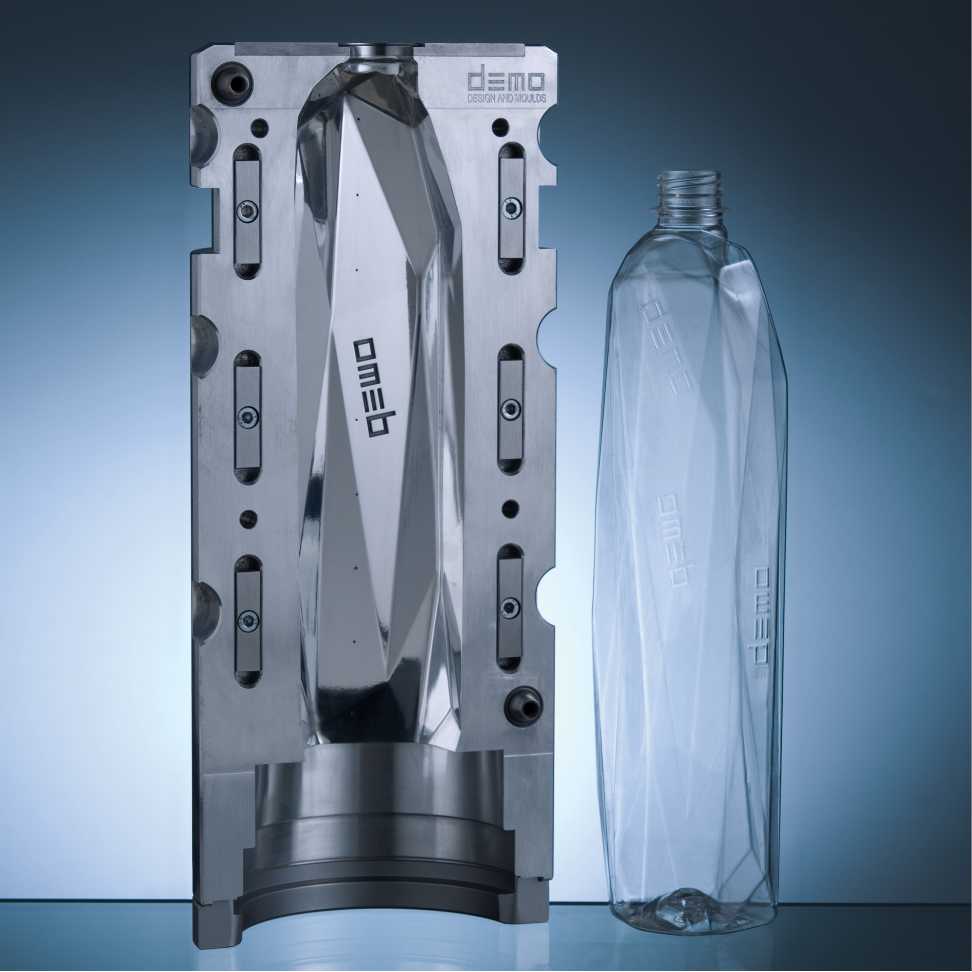 PET Bottle Design - Alberto Cipriani Architect